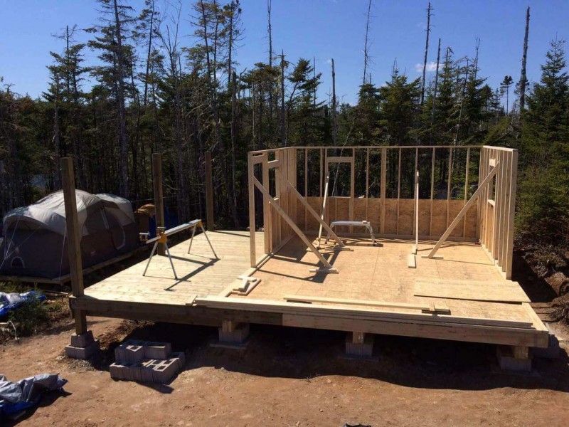 How To Frame The Ultimate Off Grid Cabin In Three Days - Day 1