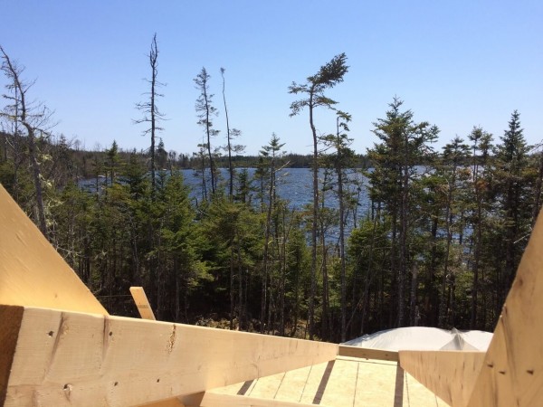 How To Build The Perfect Roof Rake Ladder For A Cabin Or Tiny House